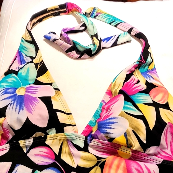 gabar | Swim | 2piece Tankini Set Pretty Petals Chlorine Resistant ...